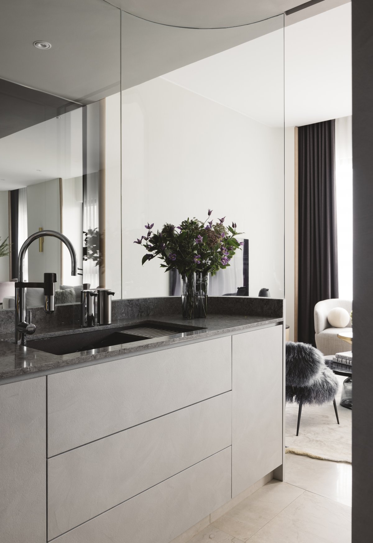 YINJISPACE - 932 Designs x Highline House